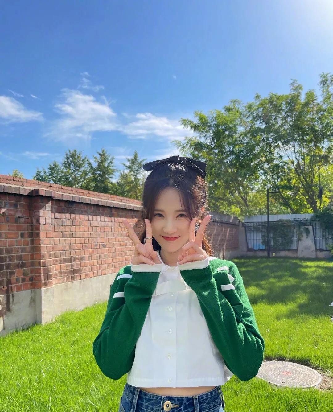 Do you still remember that Rong'er called Brother Jing?It is ...