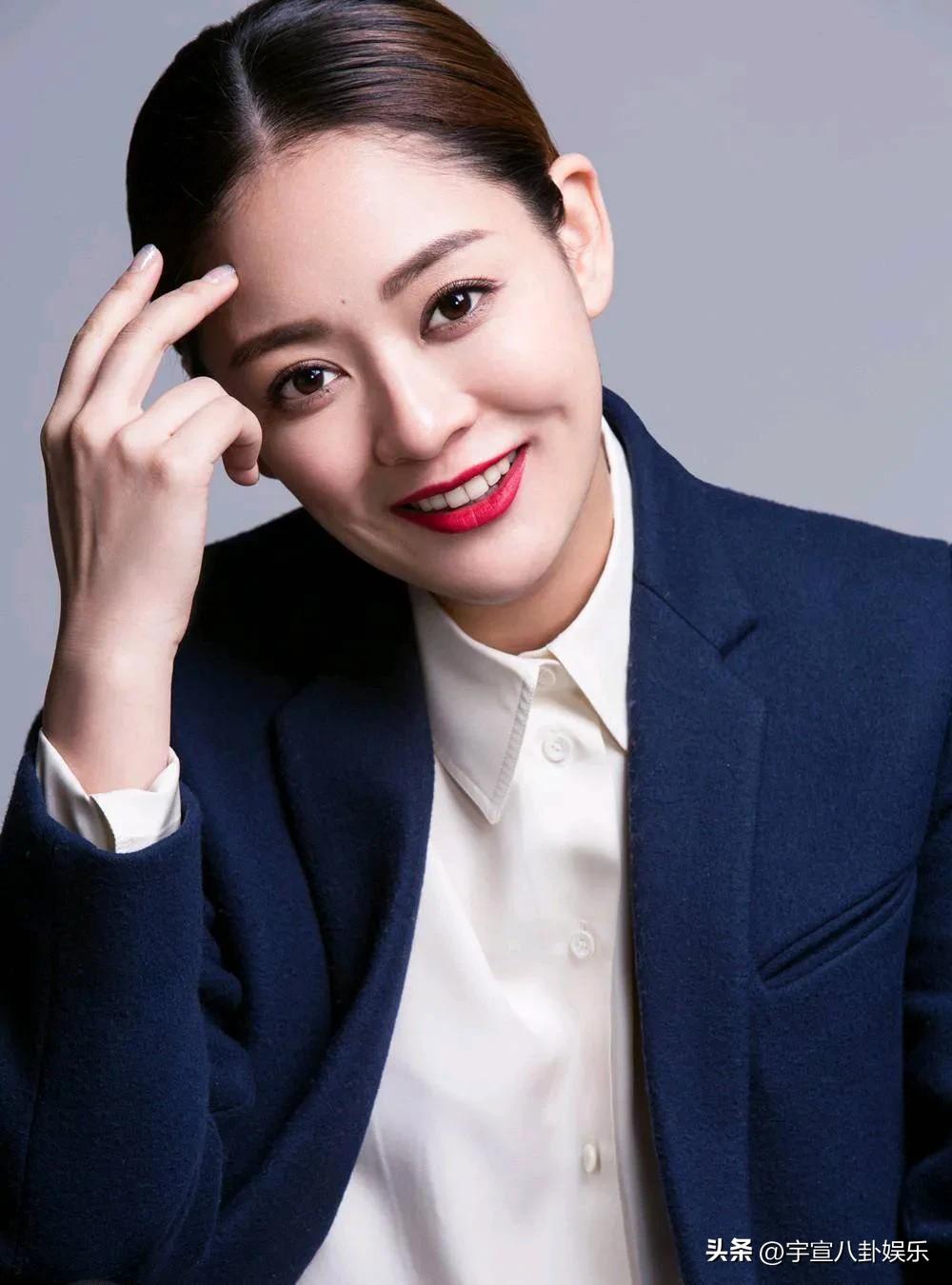 Chen Jiayan: After divorcing Lian Yiming, she adopted her daughter ...