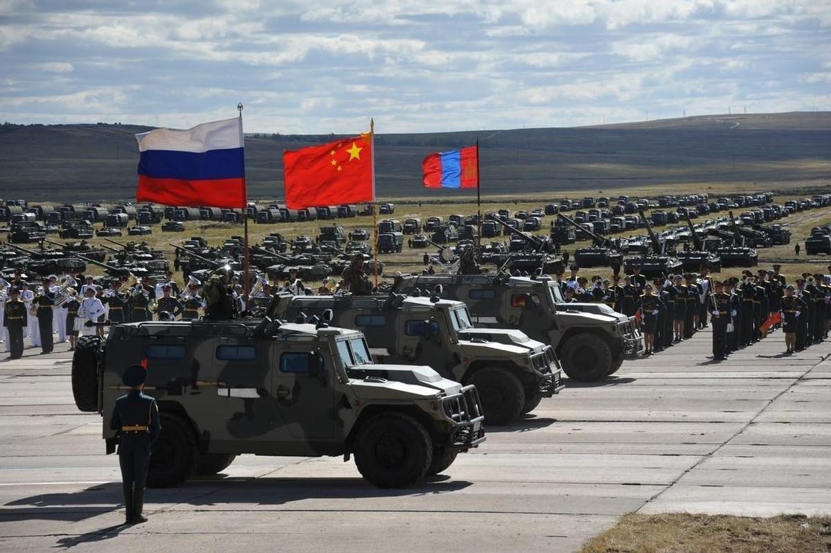 The Russian "Oriental-2022" strategic military exercise that the People ...