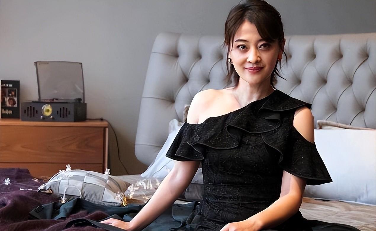 Mei Ting's performance once again became the focus. What is the deep meaning of "dedicating ...