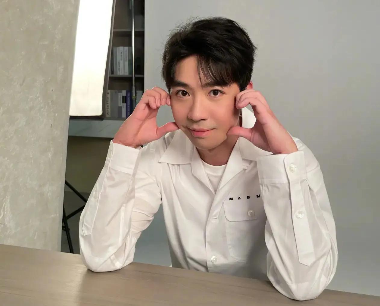 Facing the blasting scene again after 13 years of burns, Yu Haoming ...