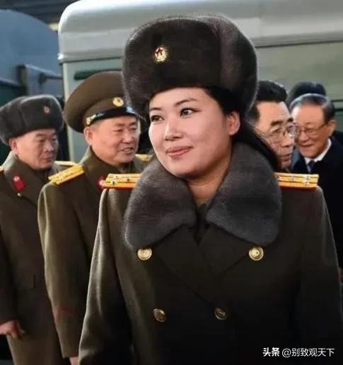 Hyun Song Wol in military uniform - iNEWS