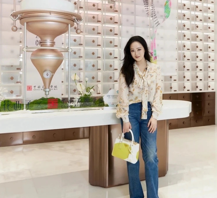 Zhang Xiaohui, the "first-generation delivery queen", successfully ...