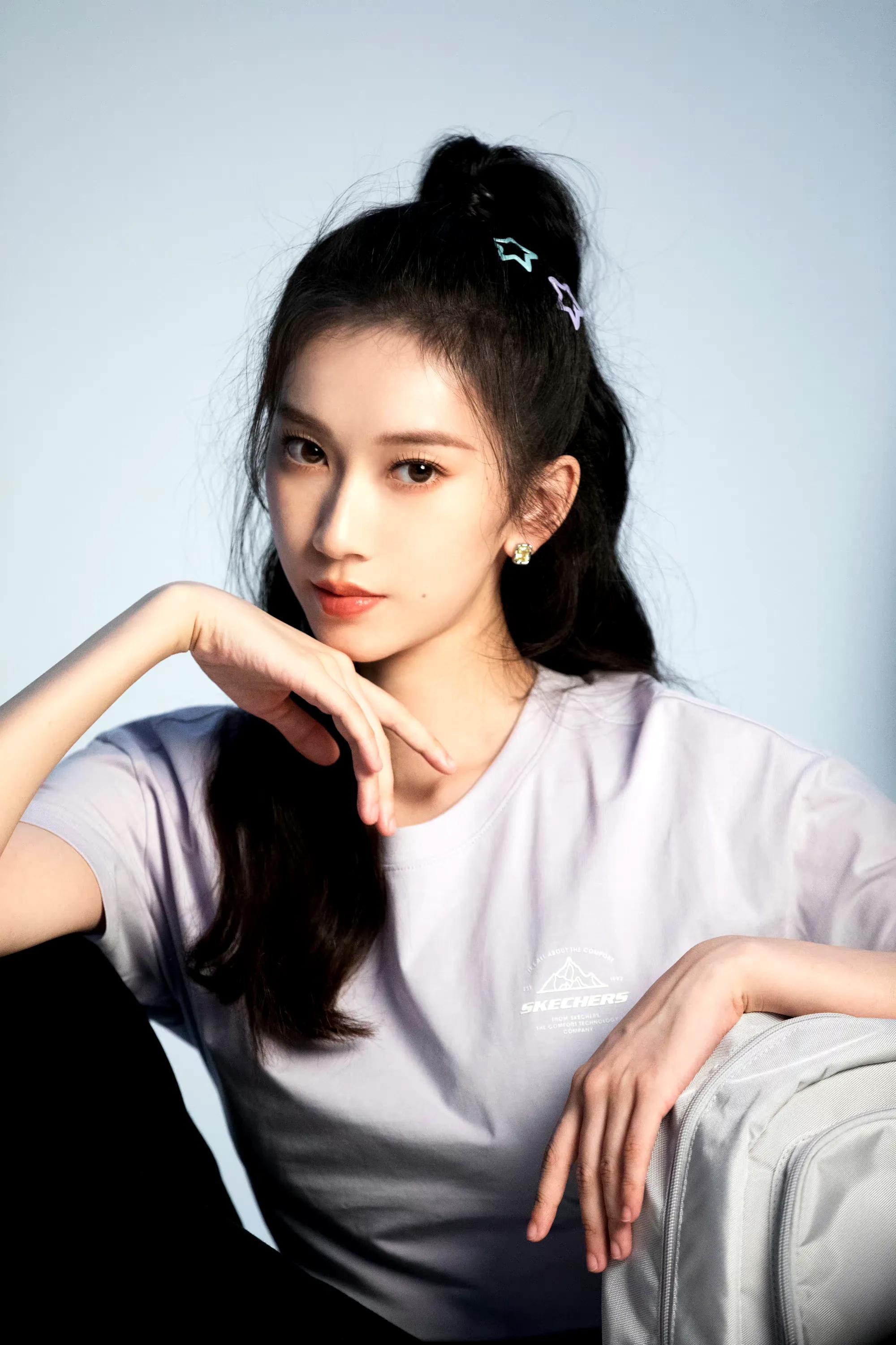 Liu Lingzi's beautiful picture - iNEWS