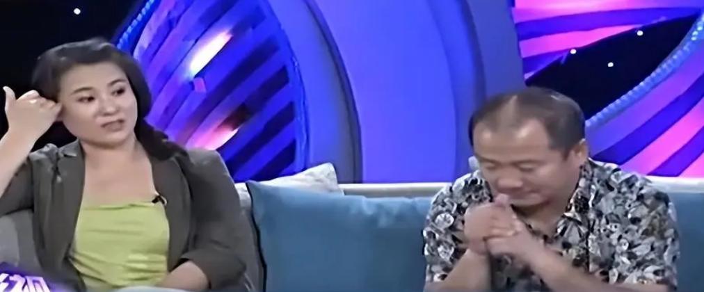 54-year-old Xie Guangkun was torn apart by his original partner, who revealed that he had ...