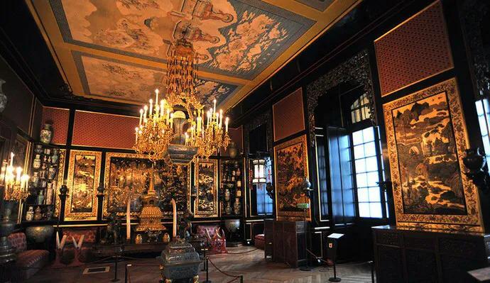 France builds the Chinese Pavilion of the Palace of Fontainebleau to ...
