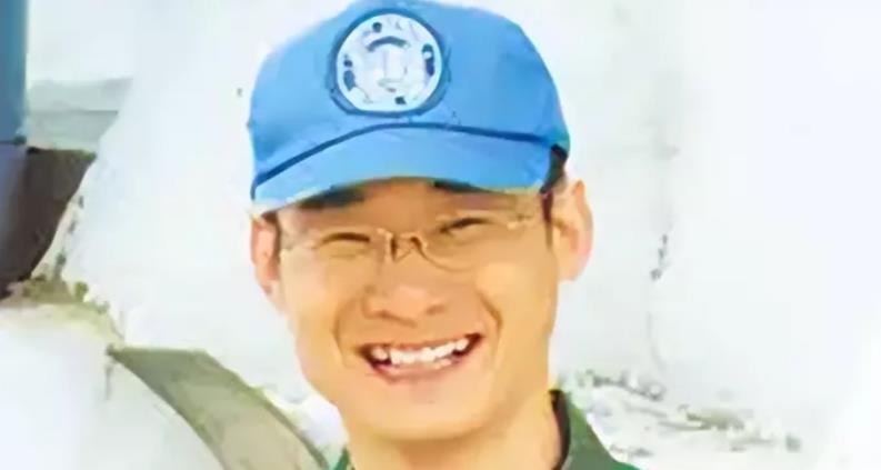 Congratulations, Mr. Eric Tsang! In 2006, when everyone was immersed in ...