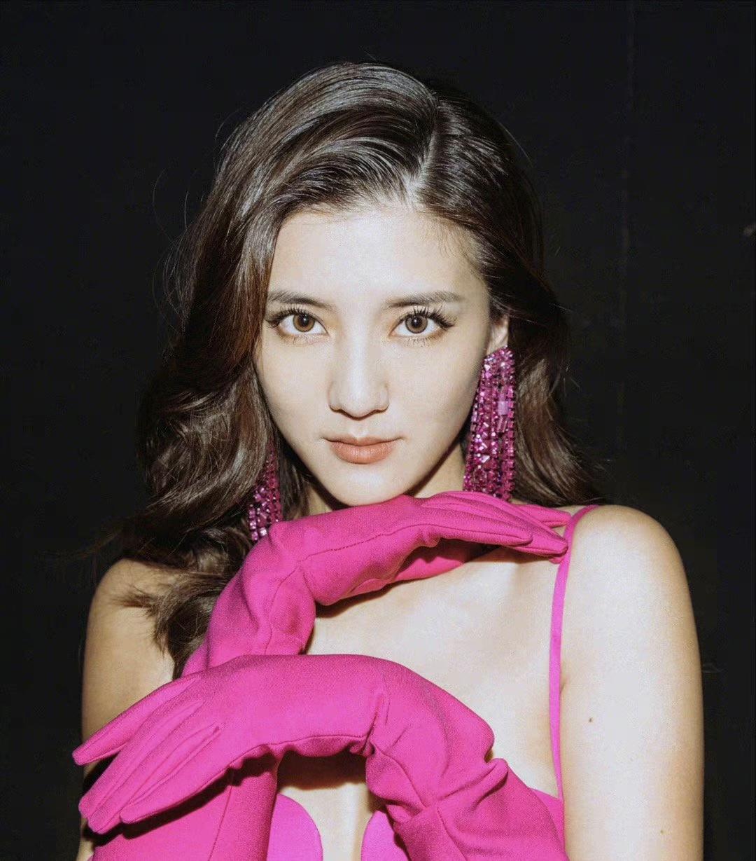 Uncover Wu Qianyu's boyfriend, he is the third generation of wealthy wealthy in Hong Kong, he ...