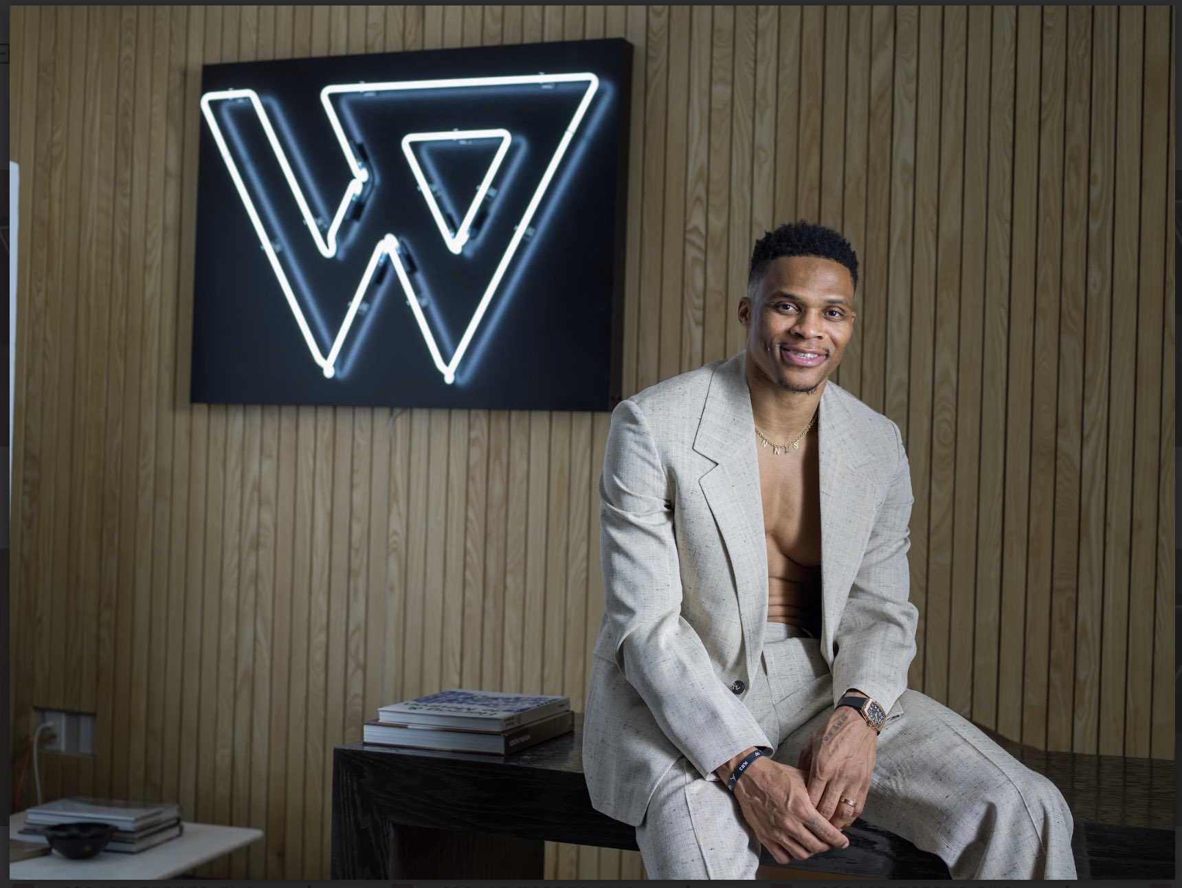 Westbrook on the cover of "Forbes"! Hearing the goal of 1 billion US ...