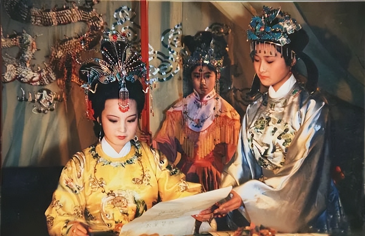 Reading "A Dream of Red Mansions": Jia Yuanchun's concubine, the mansion did not know about it ...