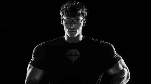 "China's No. 1 Giant Beast" Lu Chenhui, from the security guard to the ...