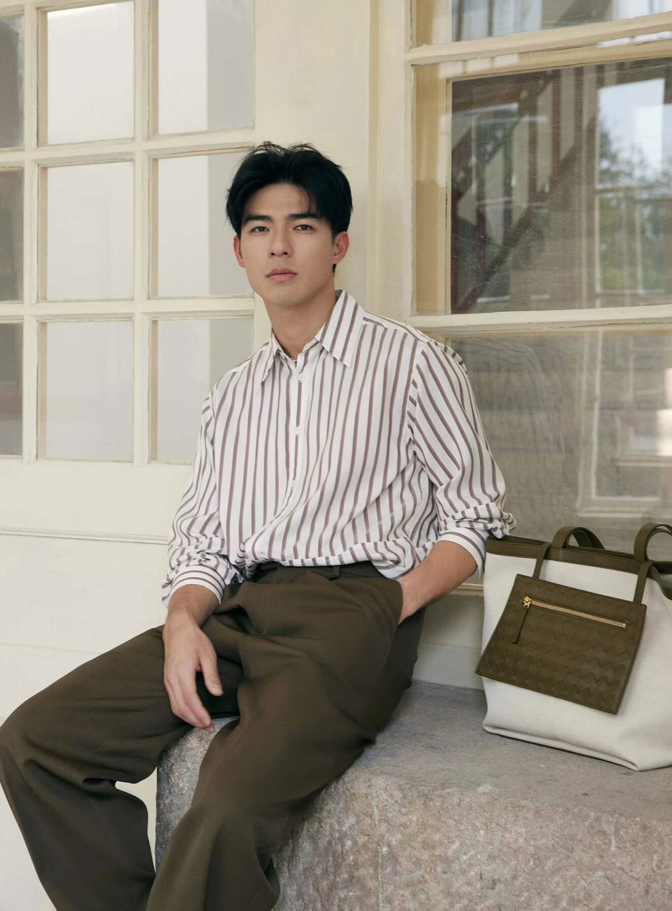 Young actor Chen Haosen performed BOTTEGA VENETA Qixi Festival - iNEWS