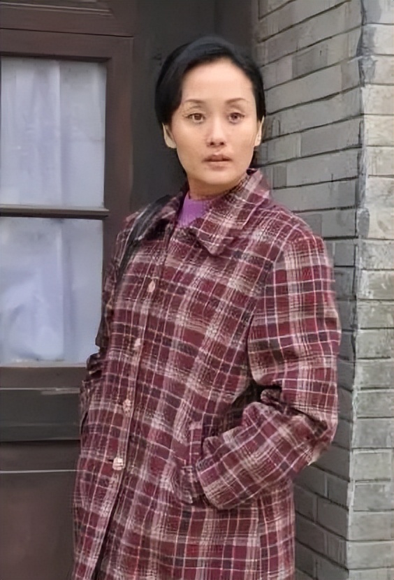 The daughter is an Olympic champion, and the "son" is a popular star ...