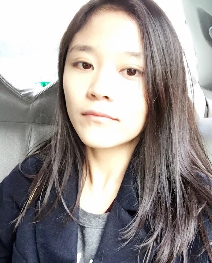 Yue Hong's daughter Yue Yinen: Her parents divorced when she was 5 ...