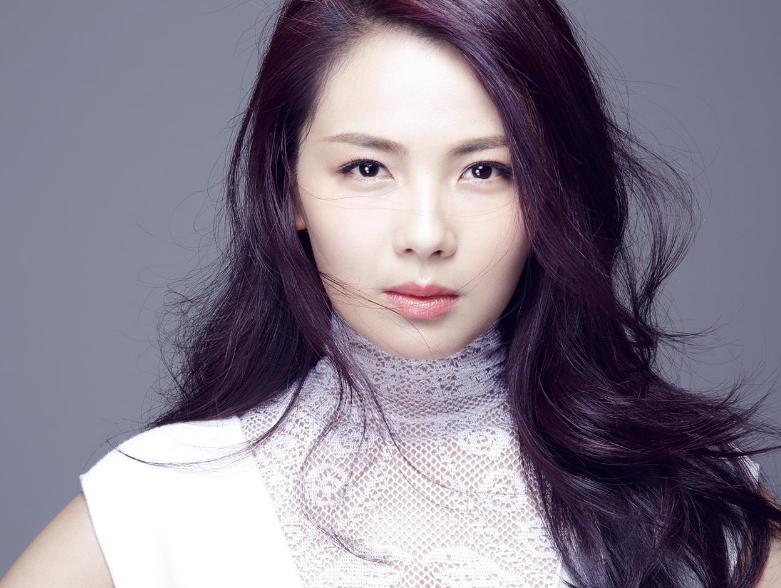 He lived with Liu Tao for 4 years and is still single now. Liu Tao: He is a good man, I am sorry ...