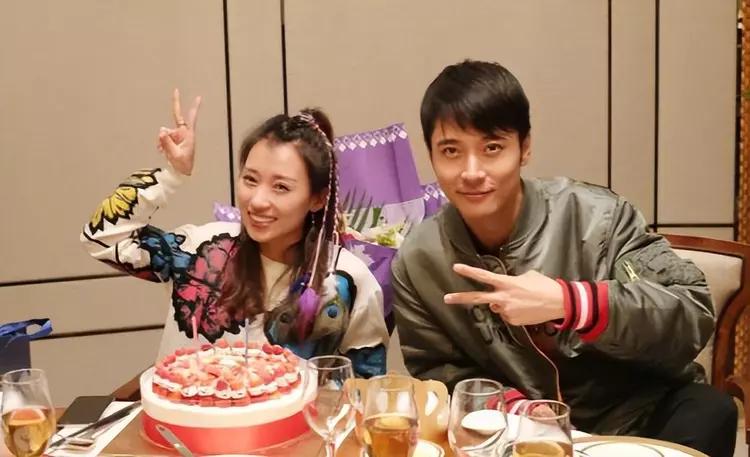 Hong Xin and Zhang Danfeng both sent an apology letter, Hong Xin said that the conflict with ...