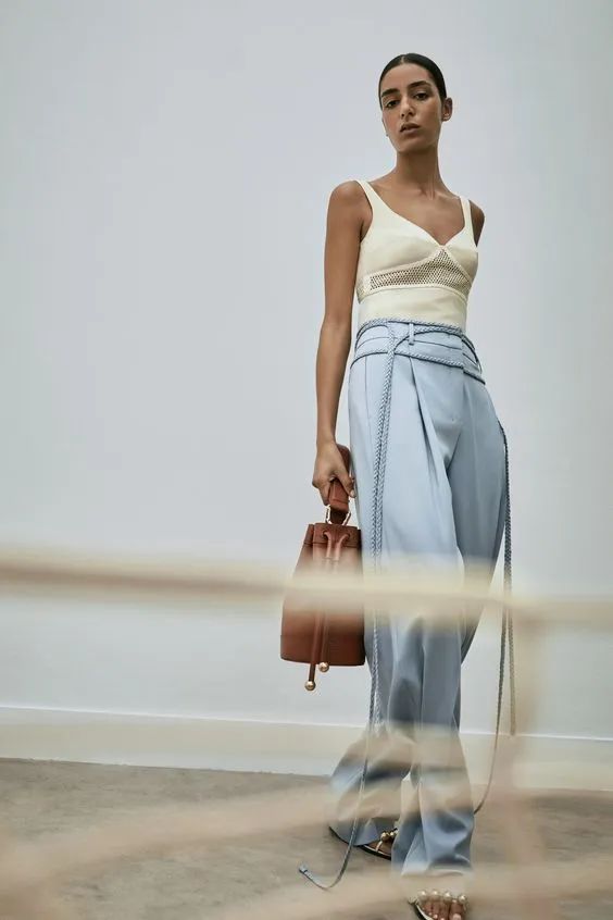 This year's super-hot style of dressing, will you wear it? - iNEWS