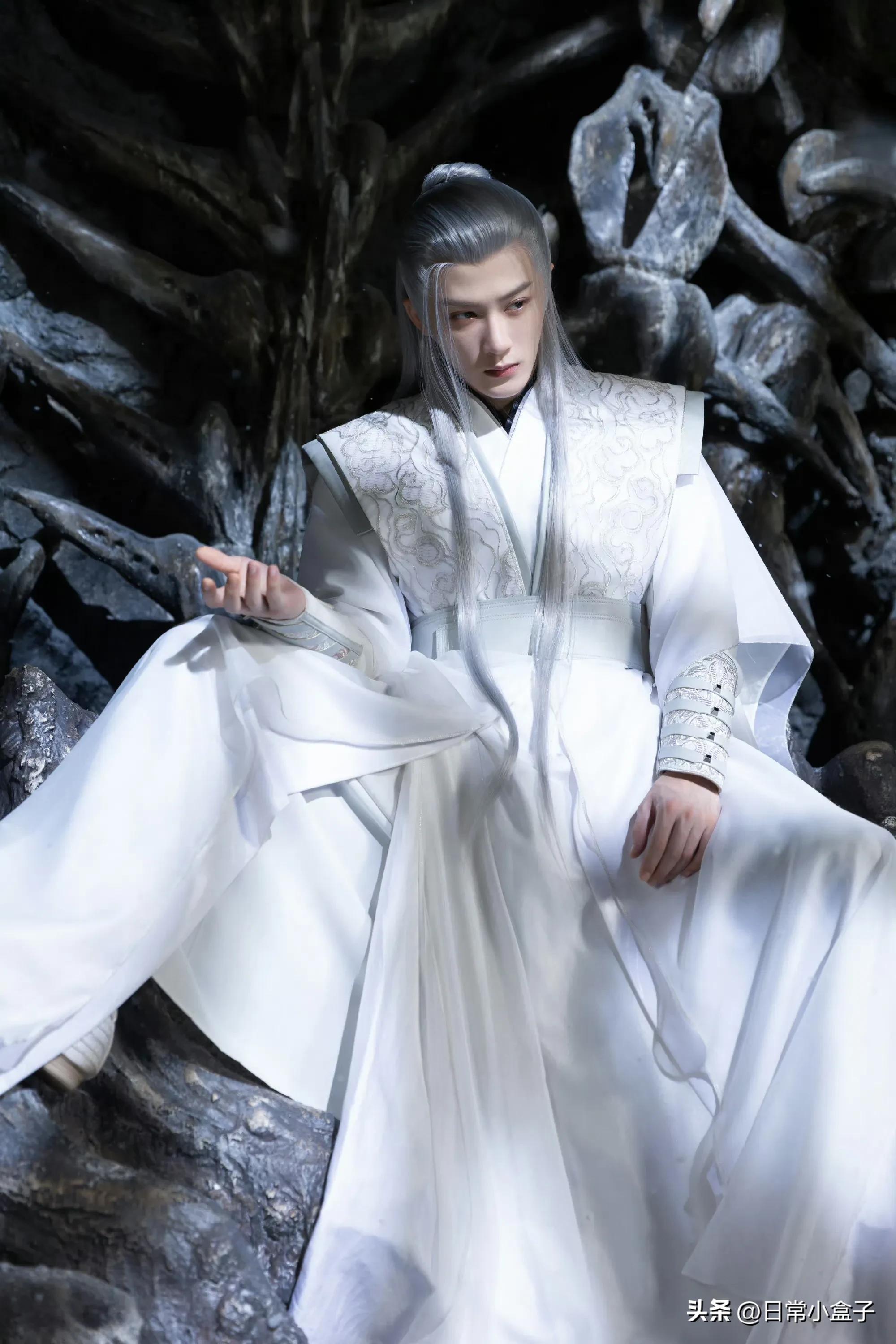 Tan Jianci: Xiang Liu's appearance is stunning and his acting skills ...