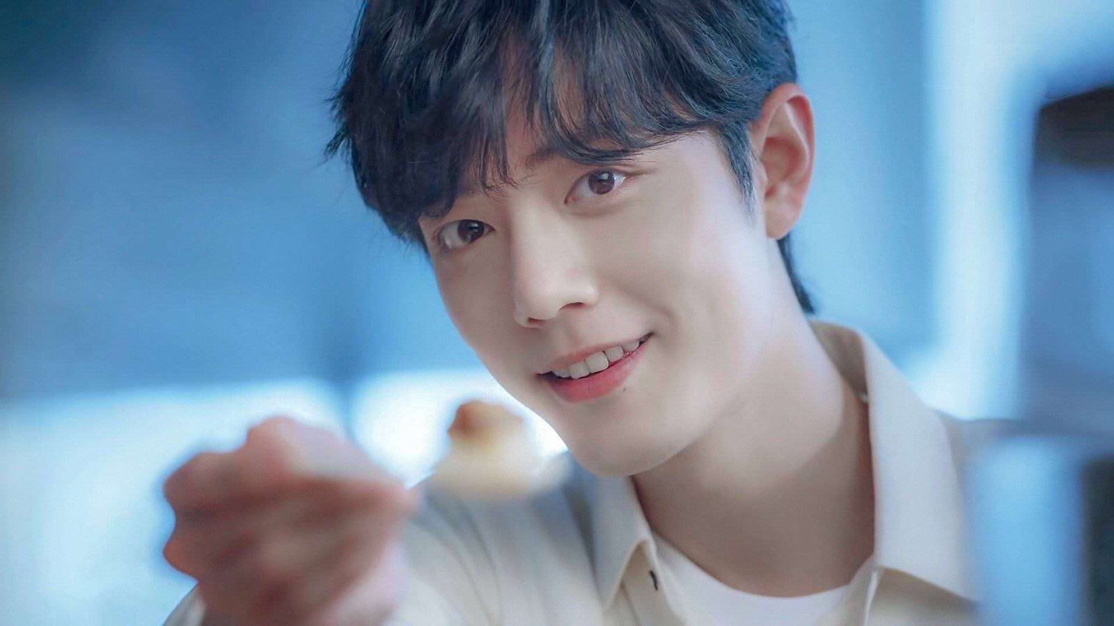 Small gossip: Lu Han, Yang Yang, Ma Tianyu, flowers, Xiao Zhan, Huang ...