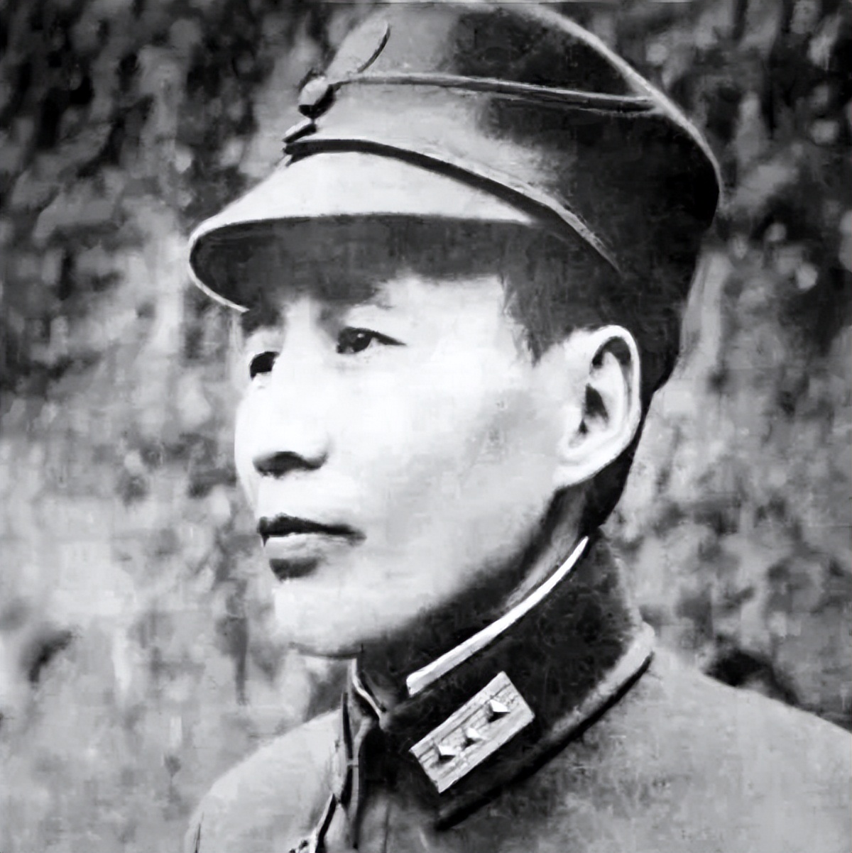 In 1935, if the Luding Bridge was blown up, the Red Army might be wiped ...