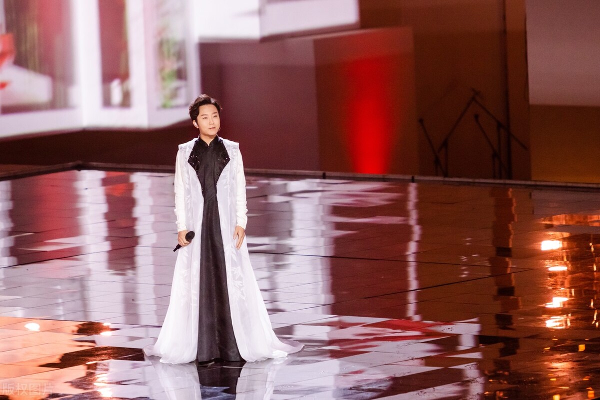 surprise!Awesome!The cause and effect of Li Yugang jumping into the ...