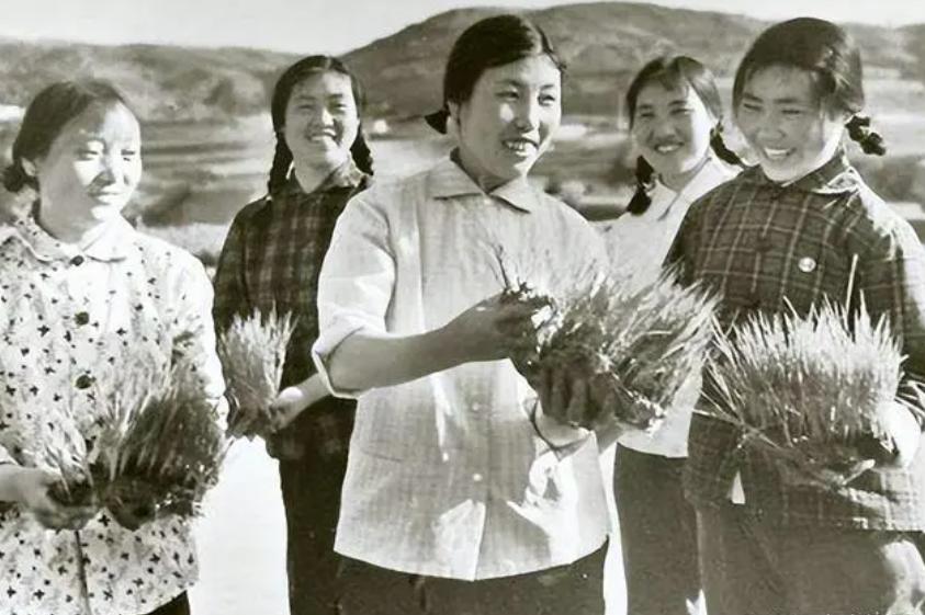 Jin Weiying: Deng Xiaoping's second wife, was attacked and killed in ...