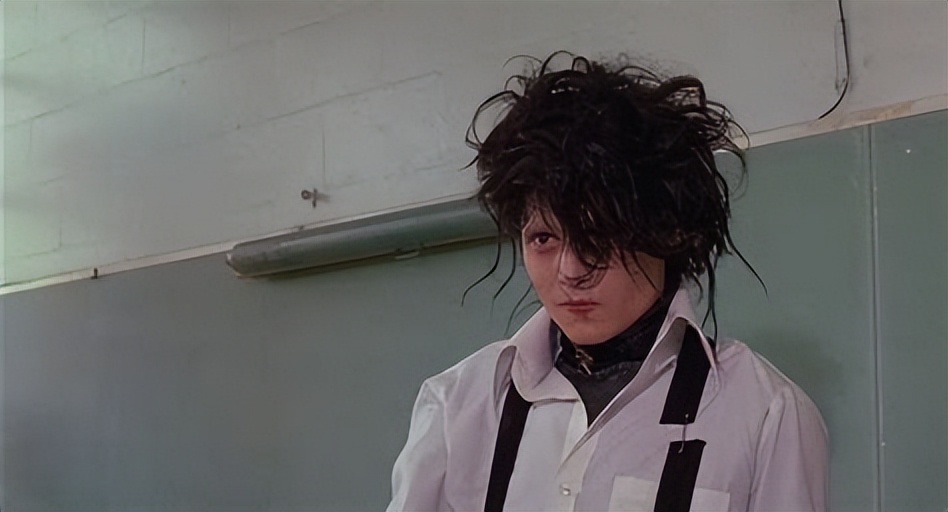 What are the nature of human emotion and social relationship in Edward ...