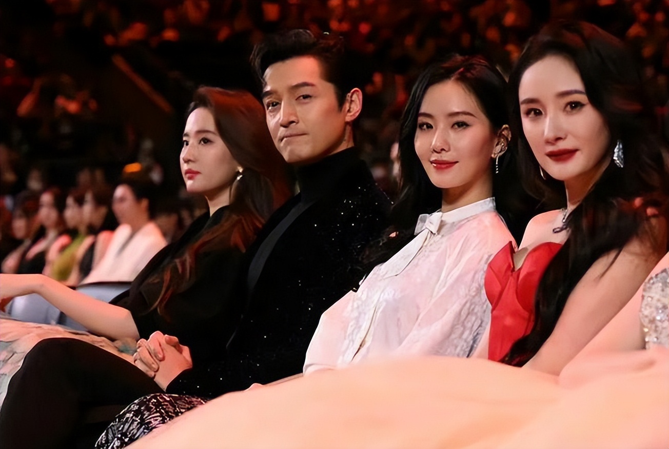 Hu Ge became a father, Yang Mi divorced, let's see how the leading ...