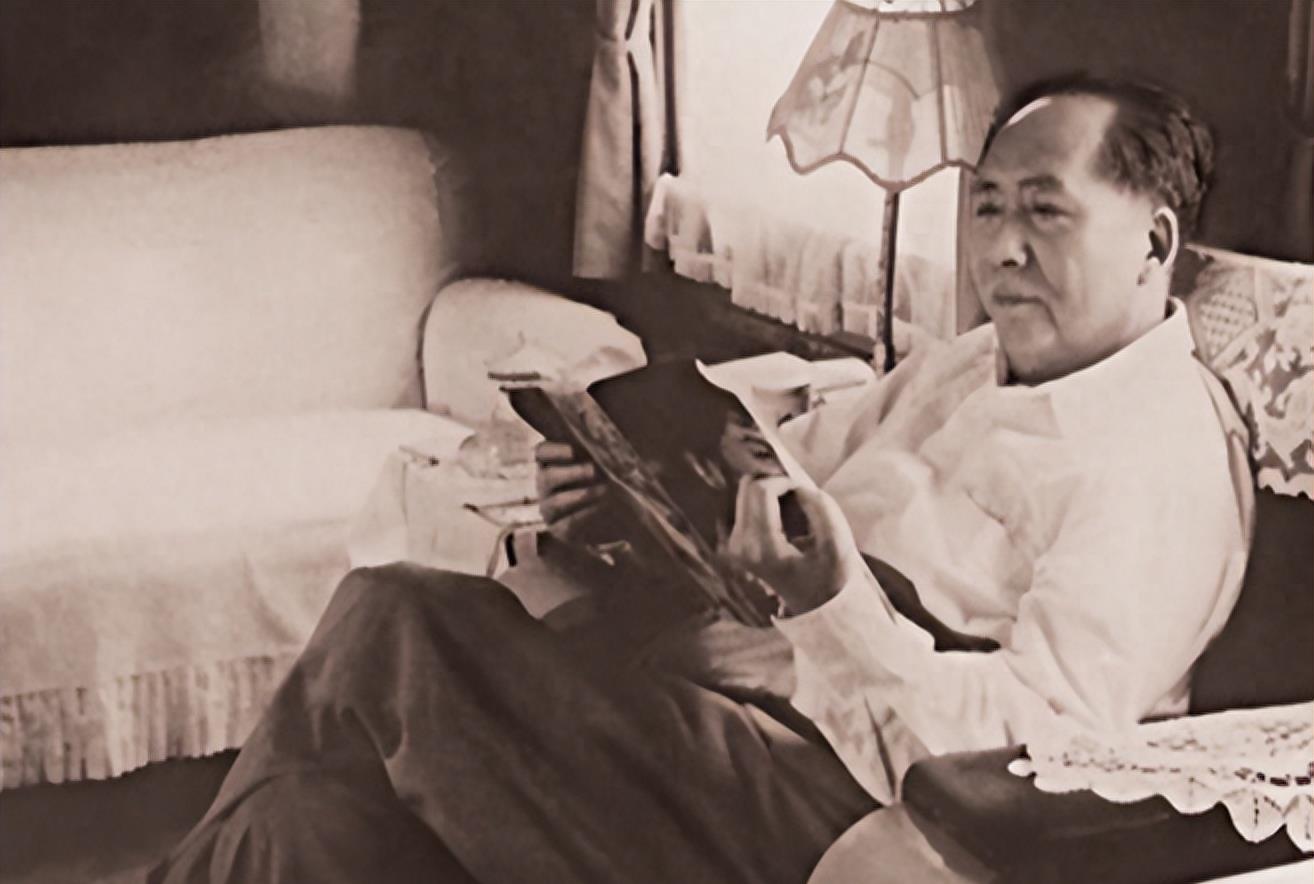 Mao Anqing went to visit Zhang Wenqiu on behalf of his brother. Zhang Wenqiu asked: How much is ...