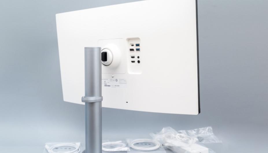 Want to buy a monitor for drawing, LGup850 monitor or BenQ 2705q, which ...