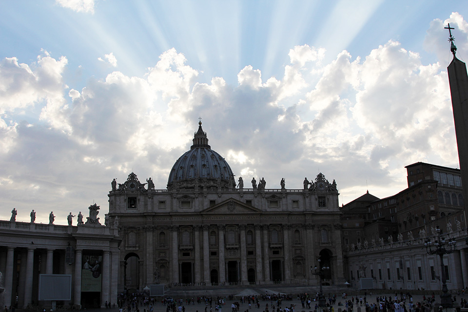 Visit the Vatican - iMedia
