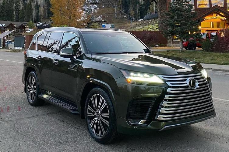 New Lexus LX600 real shot!Full of texture, laser headlights + four ...