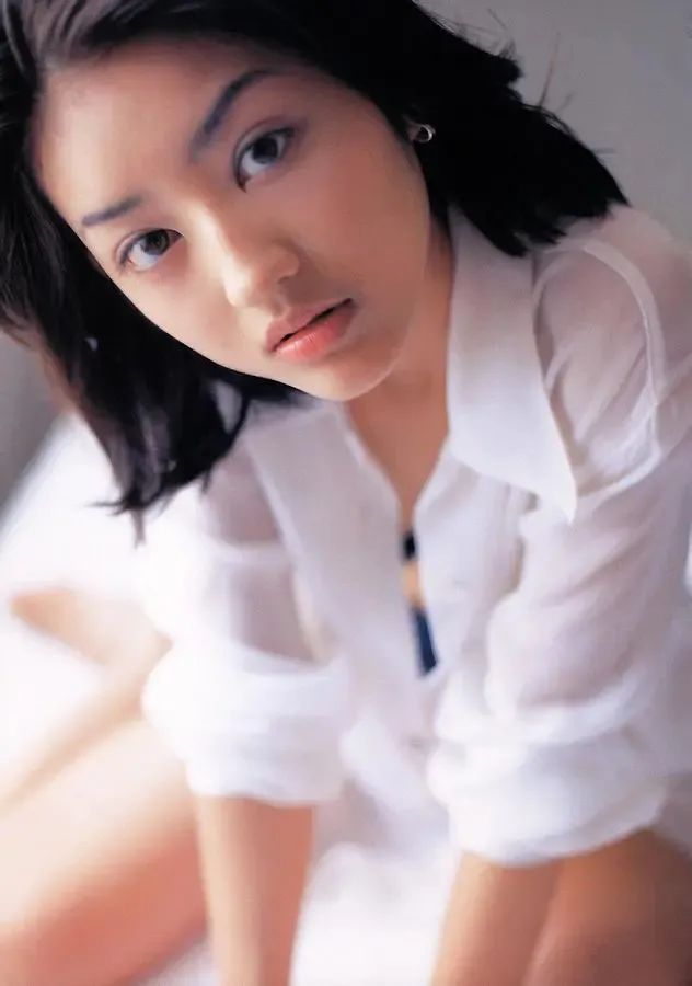 Ozawa Mayu: Pure beauty, big and bright eyes - iNEWS