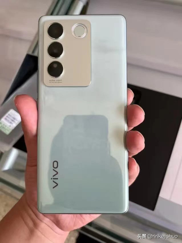 Dropped to 2569, curved screen + 20GB storage, vivo made efforts - iMedia