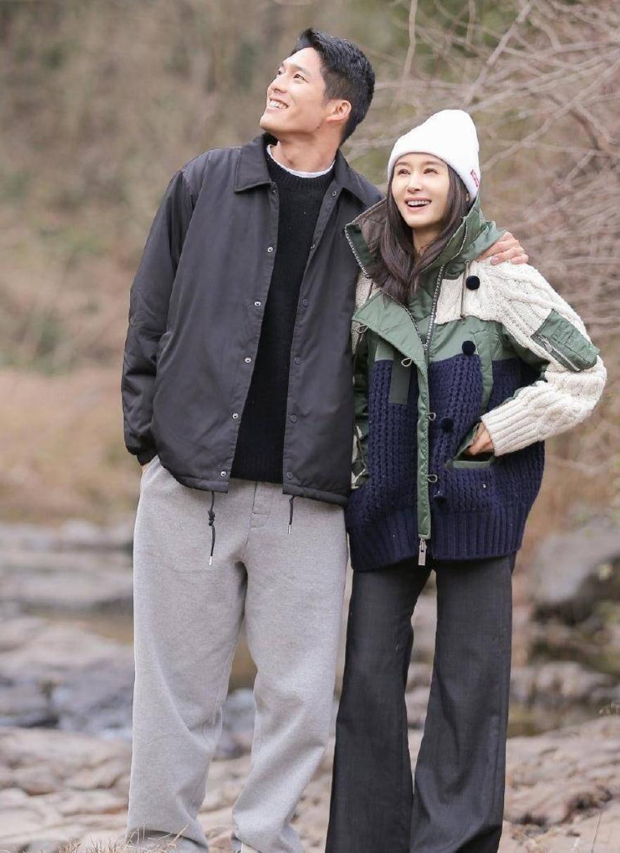 Wang Ziwen's "Half-Acquainted Lovers 2" finally officially announced ...