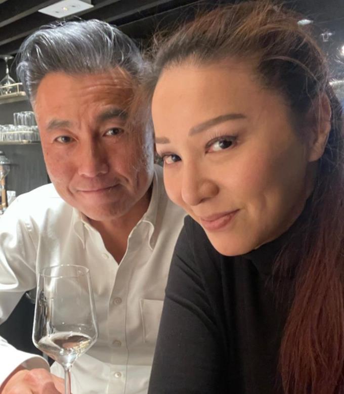 47-year-old Teng Li shows off her affection! Sweetly talks about the ...