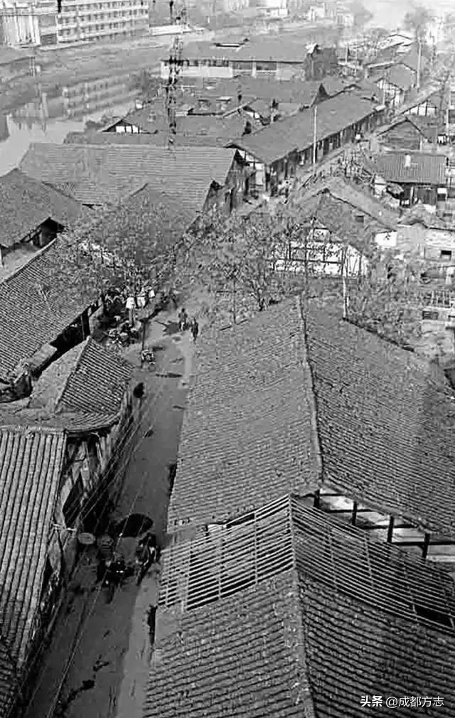 Sanmao "wandered" here 33 years ago, why did "a street floating on the ...