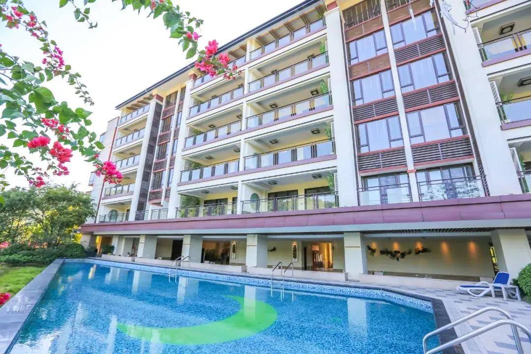 Another luxury hot spring hotel in Conghua, Guangzhou, living in a ...