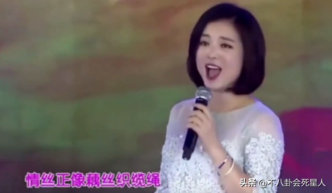 18 popular female singers in the 1990s, with the exception of Na Ying ...