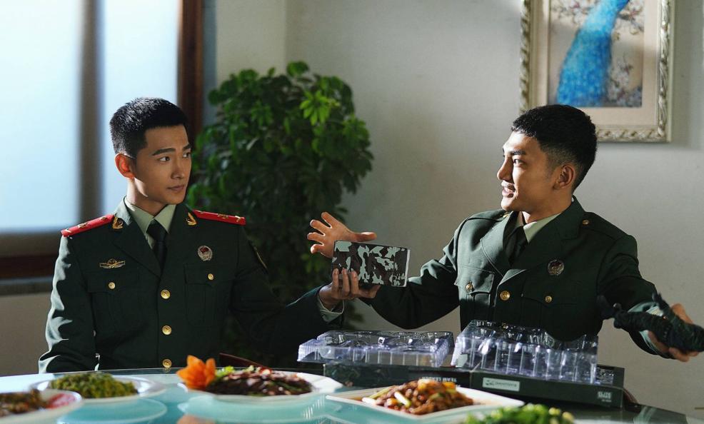 Yang Yang officially announced that the new drama will be a firefighter ...