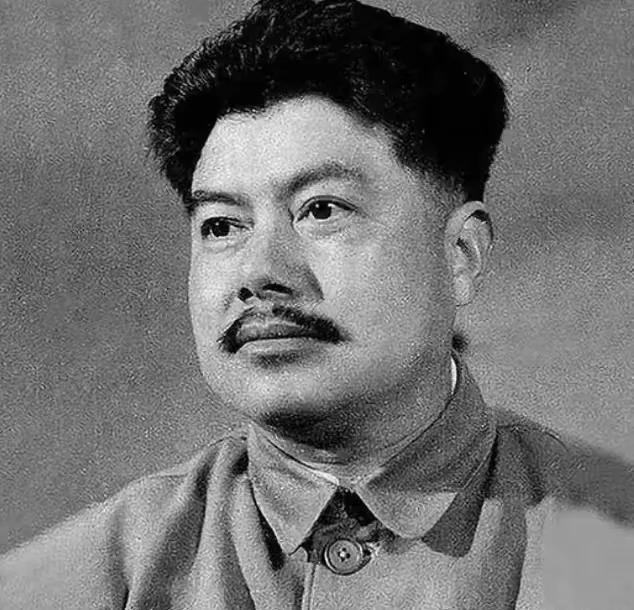 The "seventh" line struggle within the party solved the problem of the ...