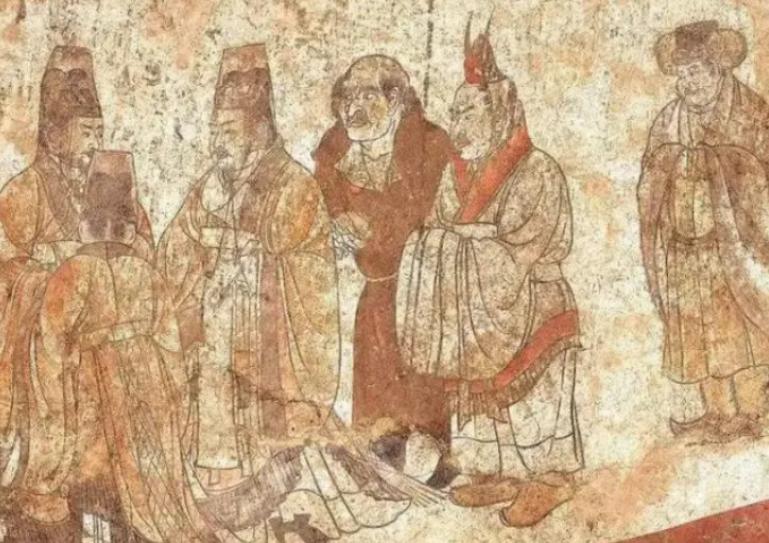 If you have two toenails on your little toe, you may not be a pure Han ...