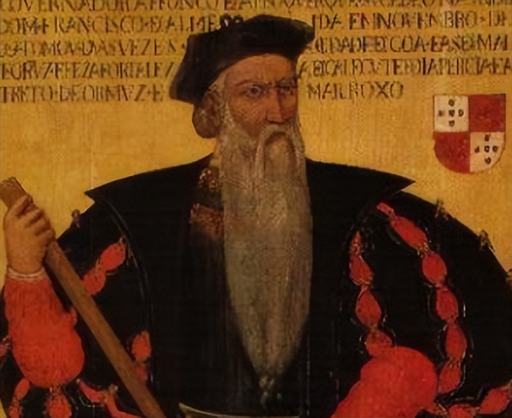 How did the city of Malacca become an important transit point for ...