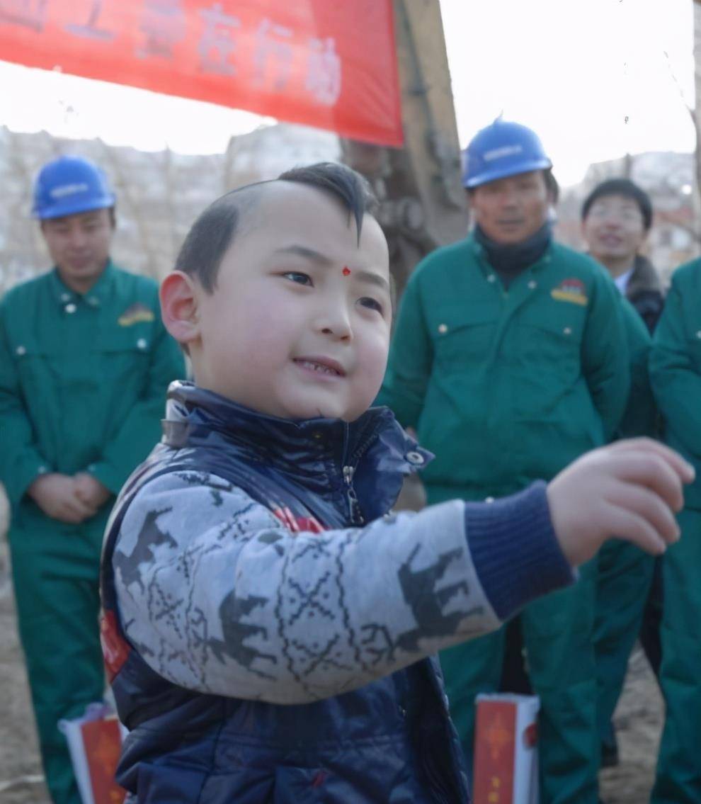 Went to the Spring Festival Gala at the age of 6 and died at the age of ...