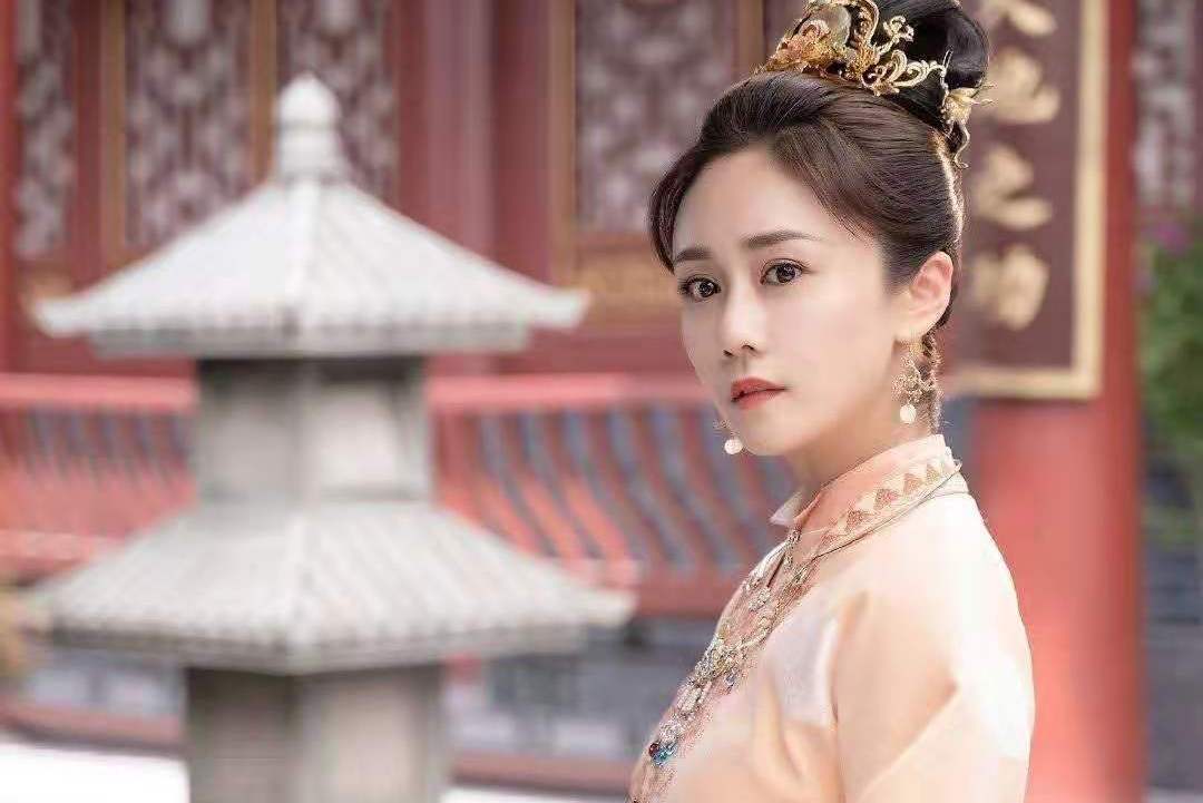 Aunt Wen Liu Yun, the winner in life in "Brilliant Hearts Like Jade ...