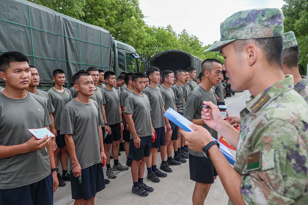 The 71st Army Wang Jie's Troops: Select talents for the war! Come on ...