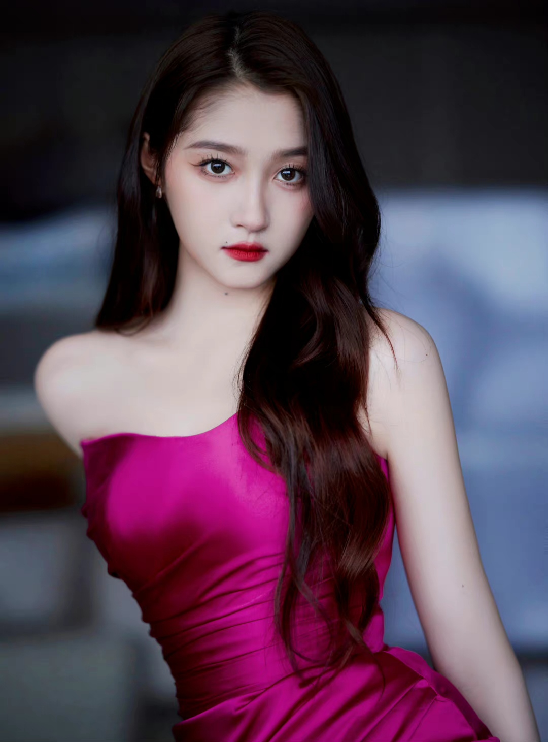 Guan Xiaotong is too suitable for the light and familiar Yujie style ...