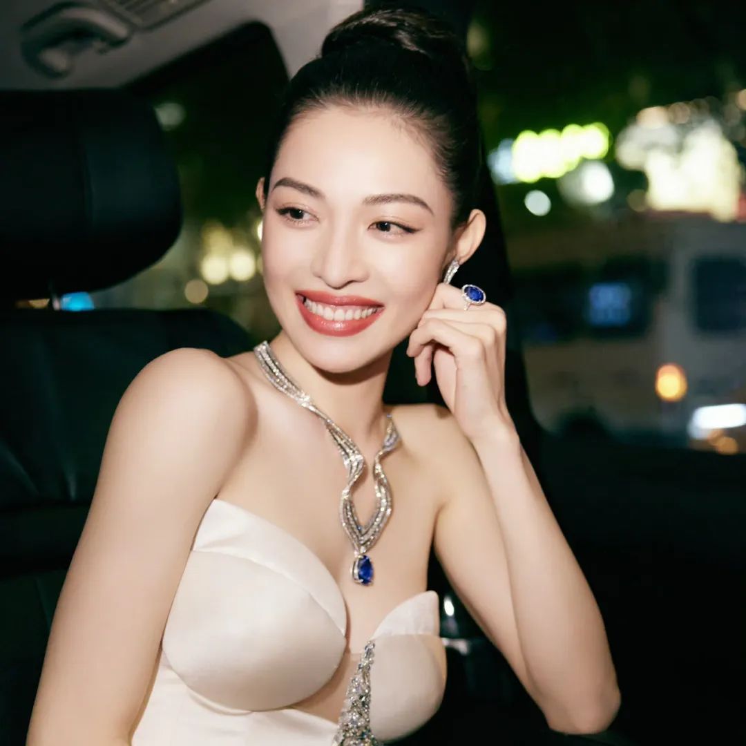 Little Gossip, Yang Zi, Liu Haocun, Ye Yiqiansen - iMedia