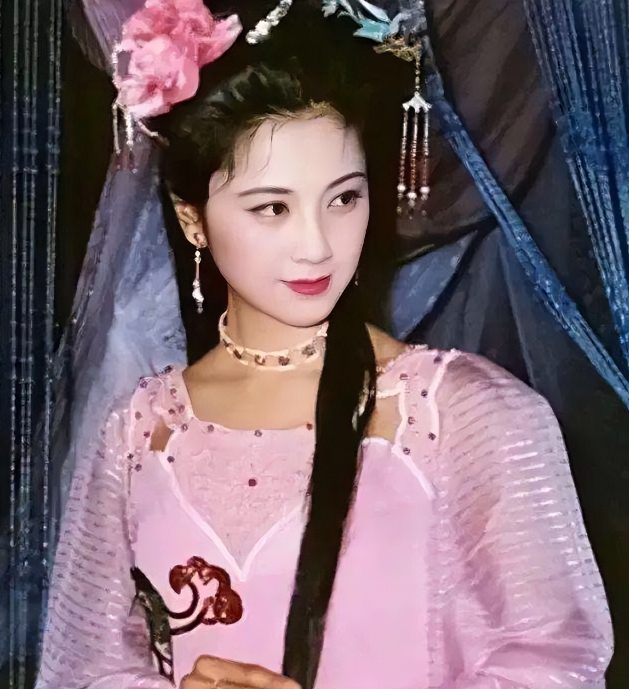 Zhu Lin, King of the Daughter Kingdom: Elegant in her bones, married ...