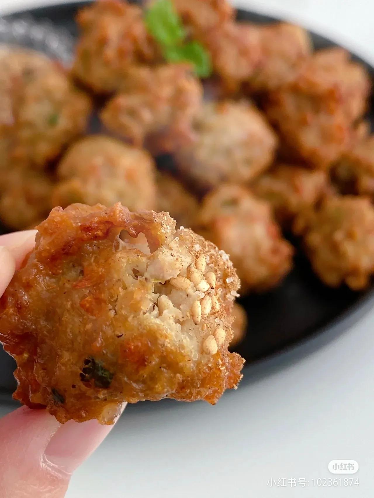 Eating lotus root in autumn, lotus root meat balls are fragrant - iNEWS